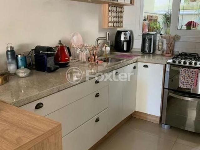 Casa, 2 dormitórios, 75 m², em Cavalhada