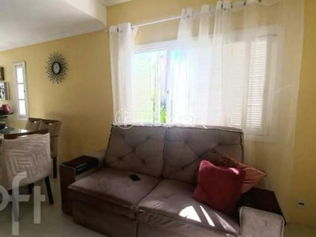 Casa, 2 dormitórios, 76 m², em Hípica