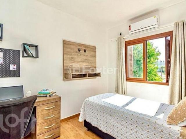 Casa, 2 dormitórios, 76 m², em Morada do Vale I