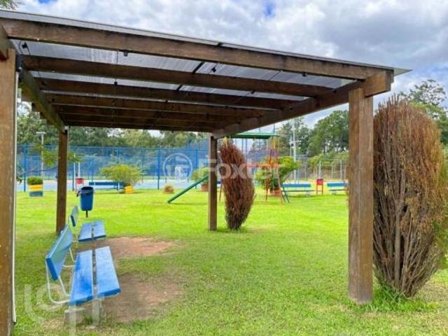 Casa, 2 dormitórios, 77 m², em Hípica