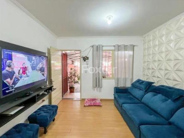 Casa, 2 dormitórios, 80 m², em Centro