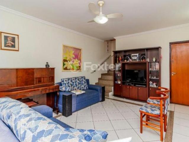 Casa, 2 dormitórios, 81 m², em Vila Nair