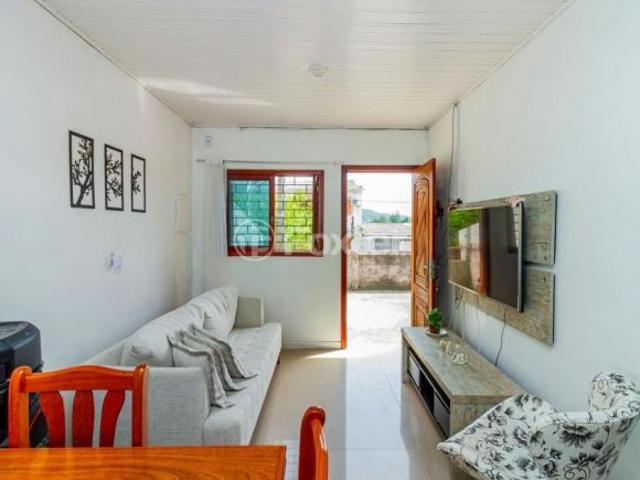 Casa, 2 dormitórios, 85 m², em Lomba do Pinheiro
