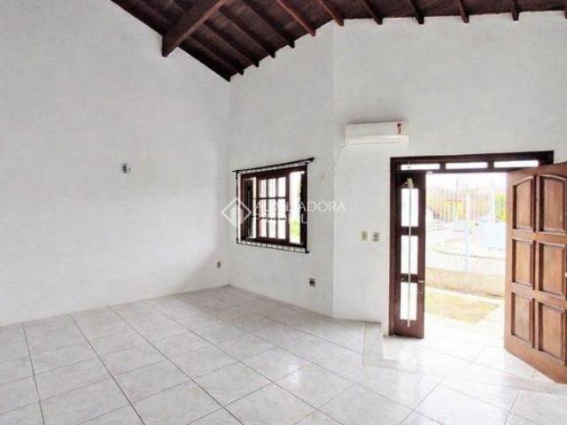 Casa 2 dormitórios com suíte e Vaga para até 4 carros
