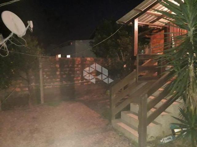 Casa 2 dormitorios com 2 vagas/box e edicula nos fundos com mais 1 dormitorio Viamão