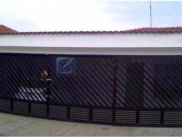 Casa 2 Dormitórios com 3 Vagas no Centro de São Bernardo 129 m² Úteis