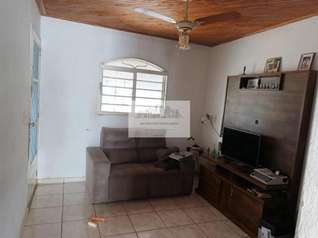 Casa 2 dormitórios a venda no bairro São Deocleciano