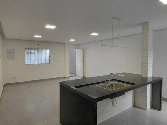 Casa 2 Dormitórios a venda no Caiçara