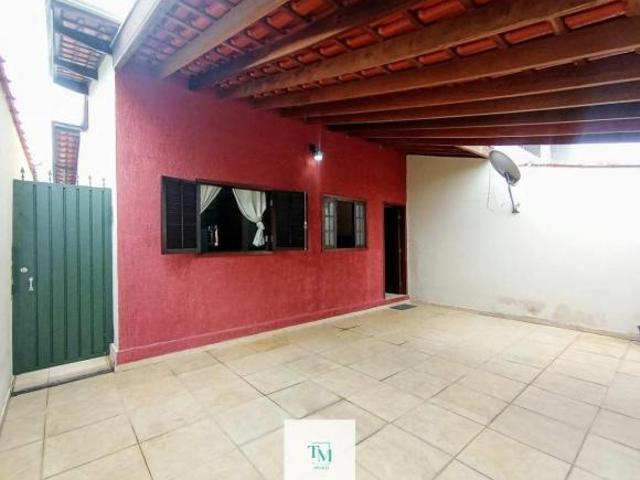 Casa 2 dormitórios Borda do Lago