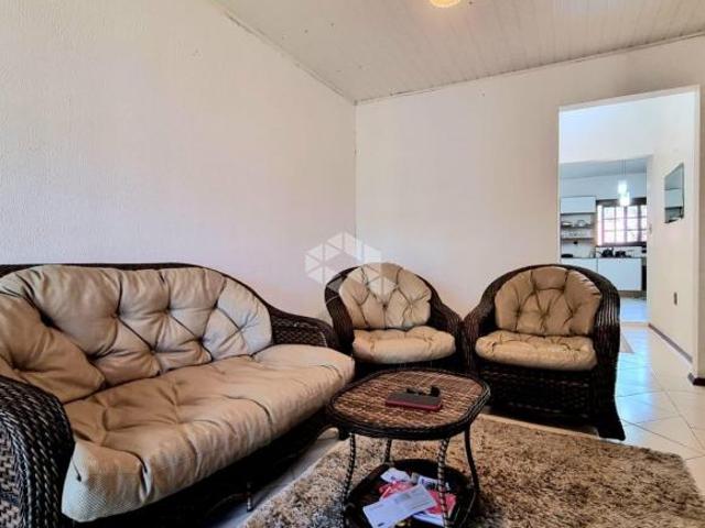 Casa 2 Dormitórios Bairro Canudos