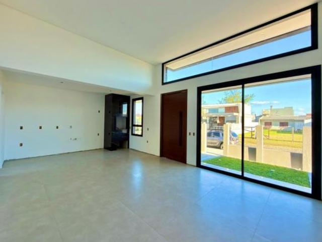 Casa 2 Dormitórios Bairro Jardim Beira Mar