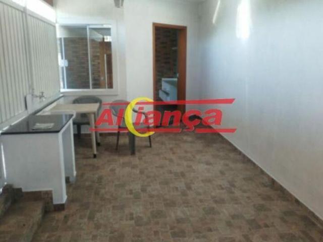 Casa 2 Dormitórios, Mobiliada com amplo quintal