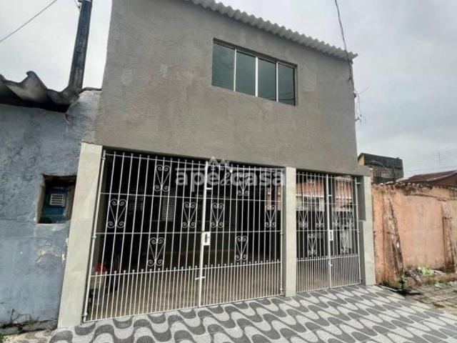 Casa 2 dormitórios no caiçara