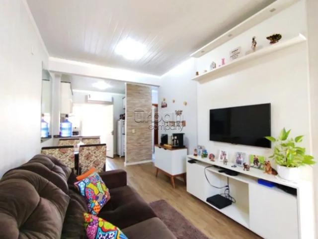 Casa 2 dormitórios no Bairro Olaria