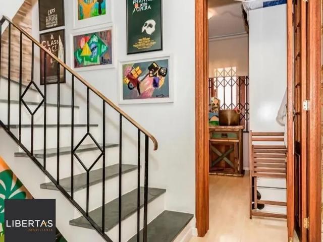 Casa 2 dormitórios no Jardim Itu Sabará