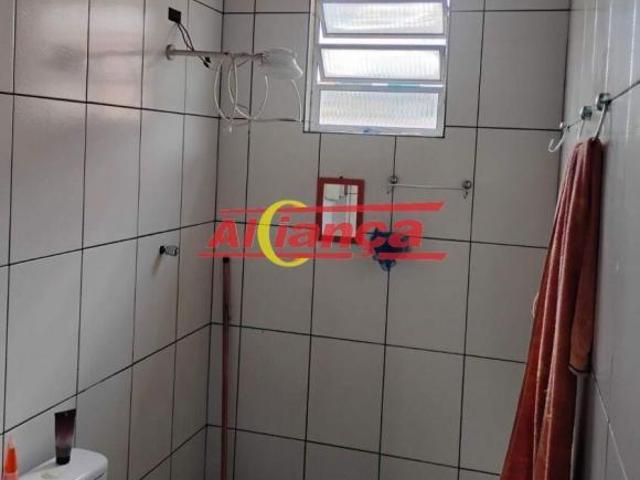 Casa 2 dormitórios sendo 2 Casa mesmo terreno jardim cumbica Guarulhos