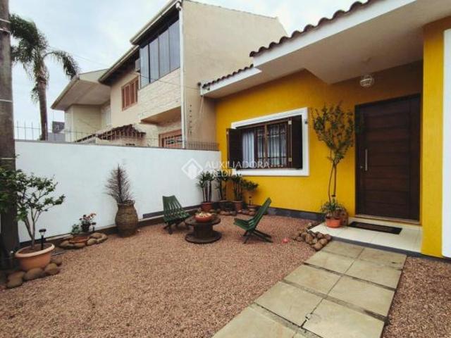 Casa 2 Dormitórios | Suíte | Pátio Amplo | Reformada | Loteamento Pitangueiras Canoas