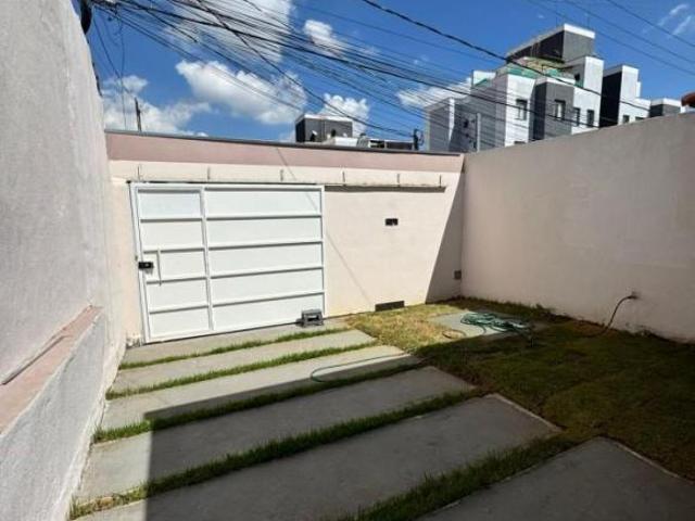 Casa 2 dormitórios para Venda em Betim, Senhora das Graças, 2 dormitórios, 1 suíte, 2 banheiros, 2 v