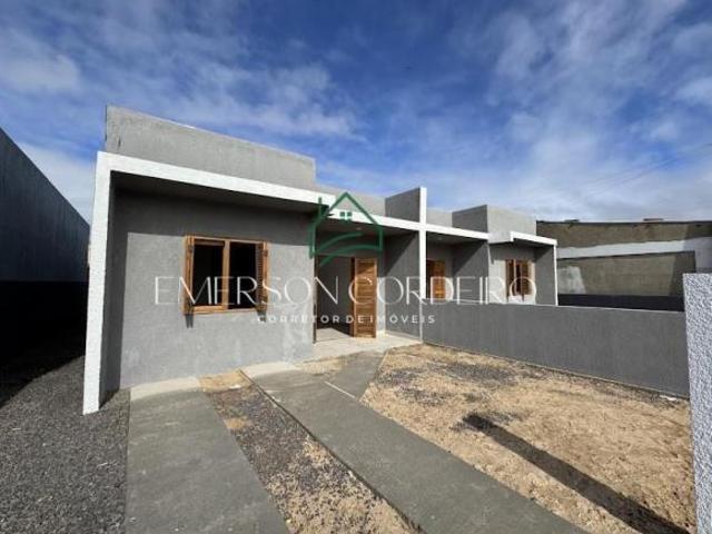 Casa 2 dormitórios para Venda em Cidreira, Centro, 2 dormitórios, 1 suíte, 1 banheiro, 1 vaga