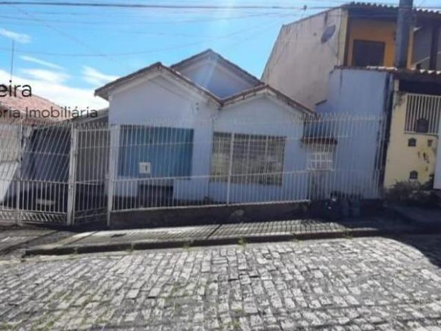 Casa 2 dormitórios para Venda em Jacareí, Centro, 2 dormitórios, 1 banheiro, 3 vagas