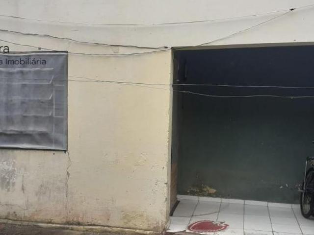 Casa 2 dormitórios para Venda em Jacareí, Vila Zezé, 2 dormitórios, 1 banheiro