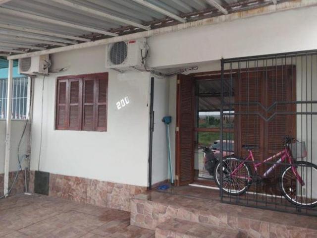 Casa 2 dormitórios, vaga de garagem, Bairro Pq dos Eucalípitos
