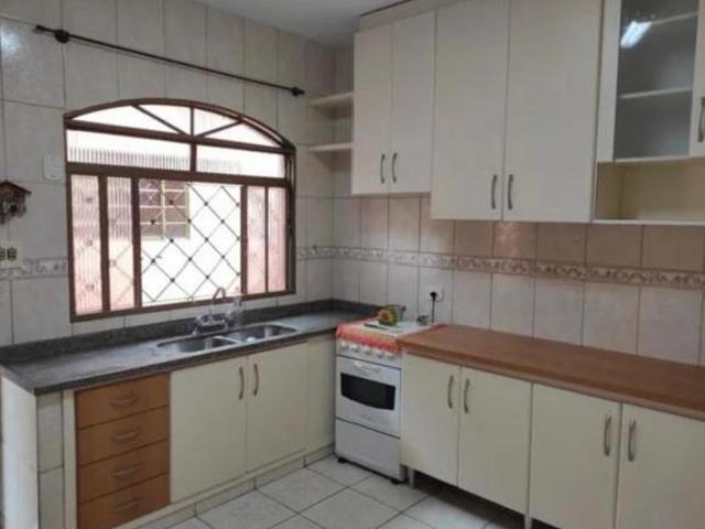Casa 2 dormts. + 1 suíte de 250 m² Espaço Gourmet com Cozinha Externa a VEND