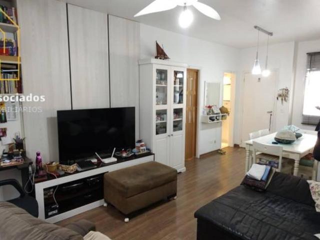 Casa 2 suites, Closet, sacada, gás encanado, 2 vagas, lazer completo