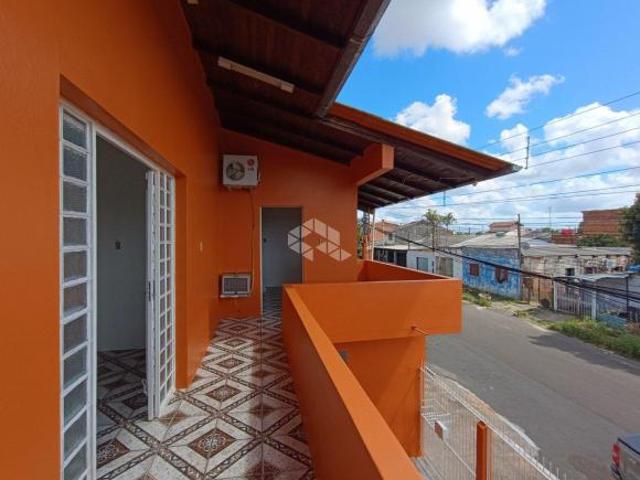 CASA 2 PISOS GUAJUVIRAS ESTILO SOBRADO