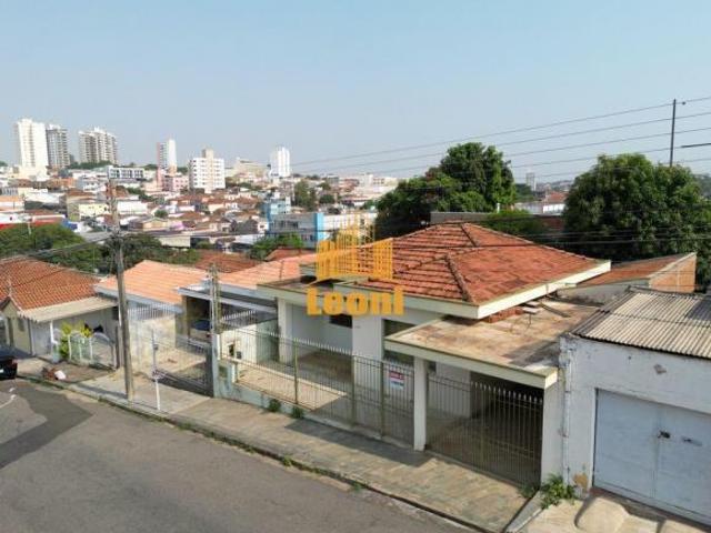 Casa 2 Qts no São Lázaro com opção para 3 quartos
