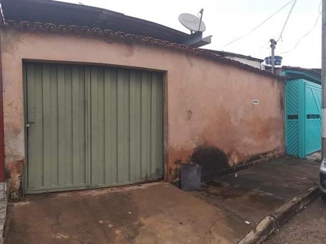 Casa 2 Qts c/ Kitnet Q QR 204 Próxima ao Atacadão Vivendas Santa Maria DF