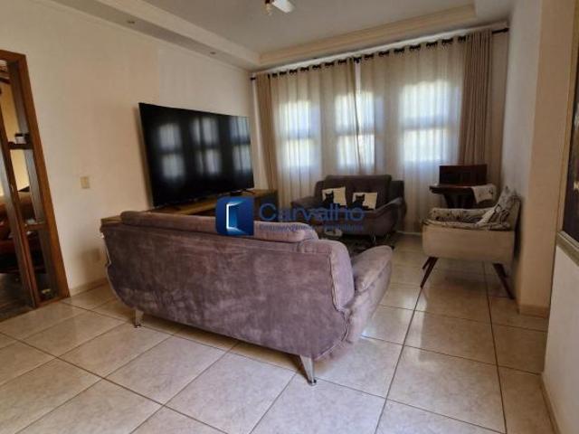 Casa 2 quarto, sendo 1 suíte e 4 vagas Jardim Santa Genebra CampinasSP