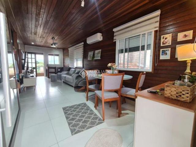 Casa 2 quartos, 1 suíte no bairro Ipanema, Porto Alegre