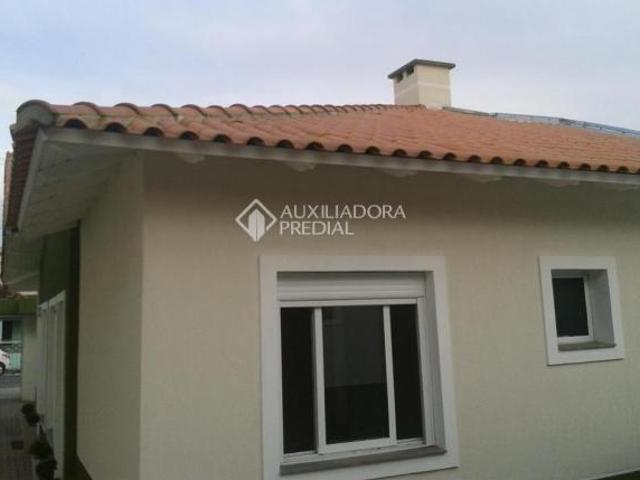 Casa 2 Quartos a venda no bairro Niterói com 53m²