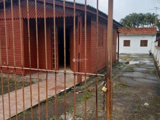 CASA 2 QUARTOS À 230 METROS DO ECOVILLE