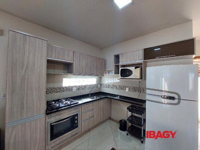 Casa 2 Quartos Campeche 81m²