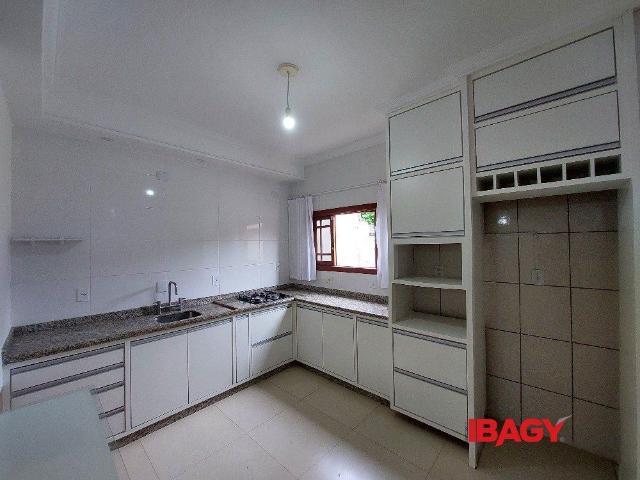 Casa 2 Quartos Campeche 90m²