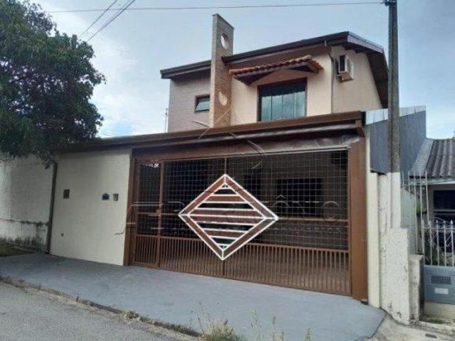 CASA 2 DORMITÓRIOS CENTRAL PARQUE