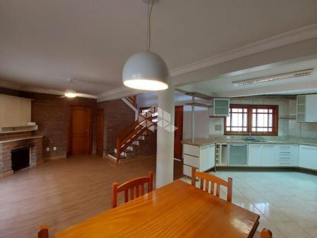 Casa 2 quartos com 4 vagas Alto Petrópolis