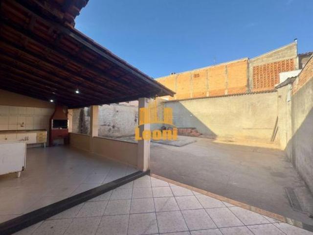 Casa 2 quartos com área gourmet com terreno de 250 m2