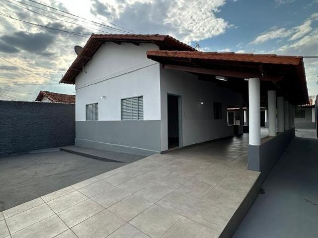 Casa 2 quartos Com Edícula à Venda no Setor São Judas Tadeu em Goiânia Go