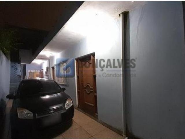 Casa 2 Quartos com Suíte em Santo André – Bairro Silveira, 4 Vagas | Venda R$450.000