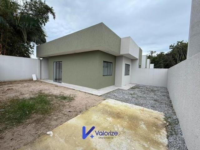 Casa 2 Quartos e Suíte Espaço de Terreno a Venda