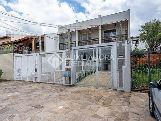 Casa 2 quartos e 2 suítes com vaga em Ipanema / Imperial Park
