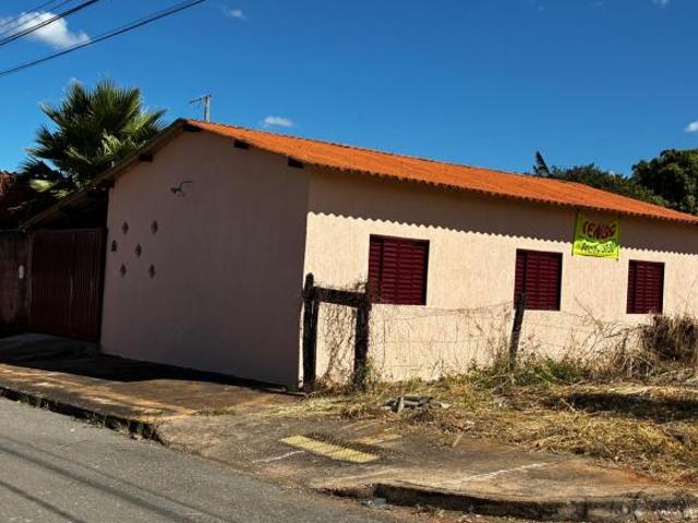 Casa 2 quartos em Trajanópolis Padre Bernardo GO
