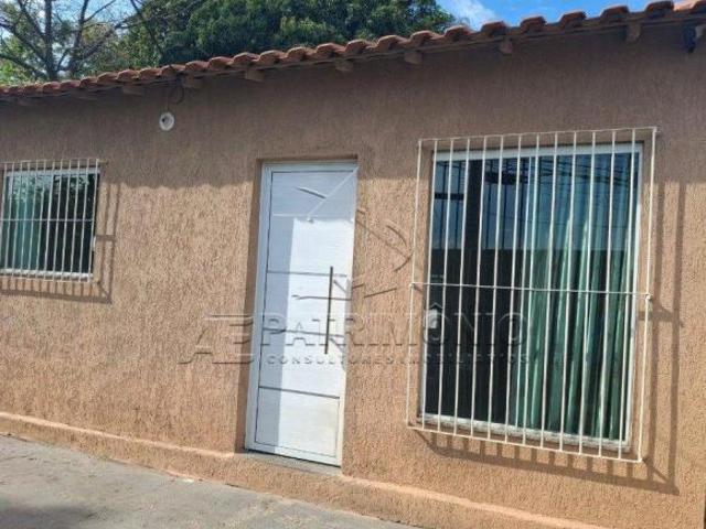 CASA 2 QUARTOS EM VILA DOMINGUES