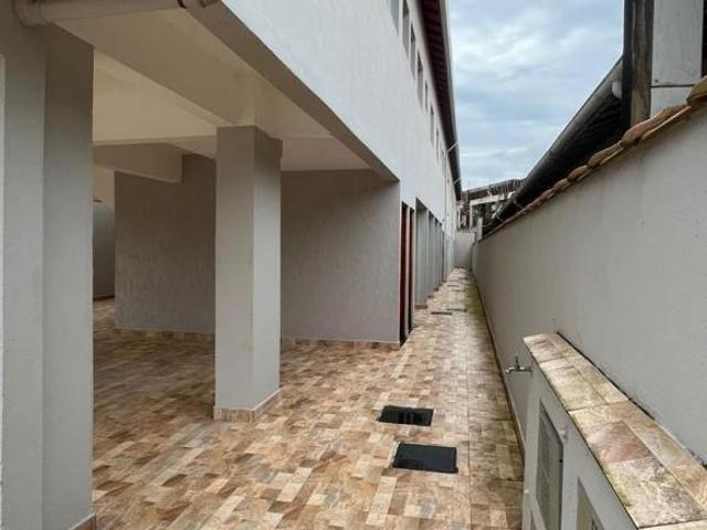 Casa 2 Quartos em Condomínio 100 Metros do Mar