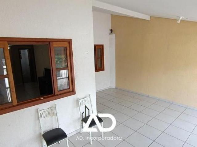 Casa de 2 quartos com Churrasqueira em Matinhos