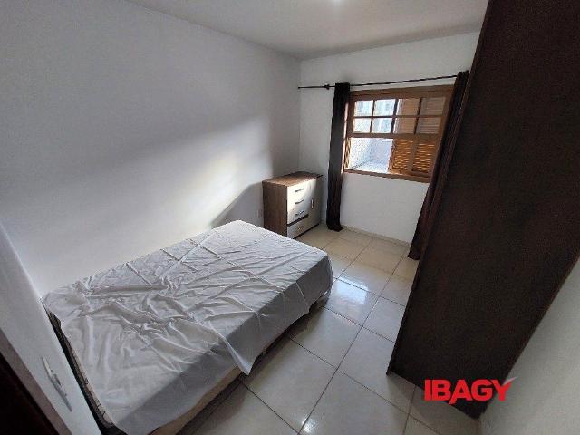 Casa 2 Quartos Ingleses Do Rio Vermelho 60m²
