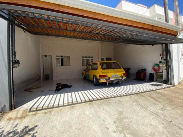 Casa 2 quartos Jardim Wanel Ville V